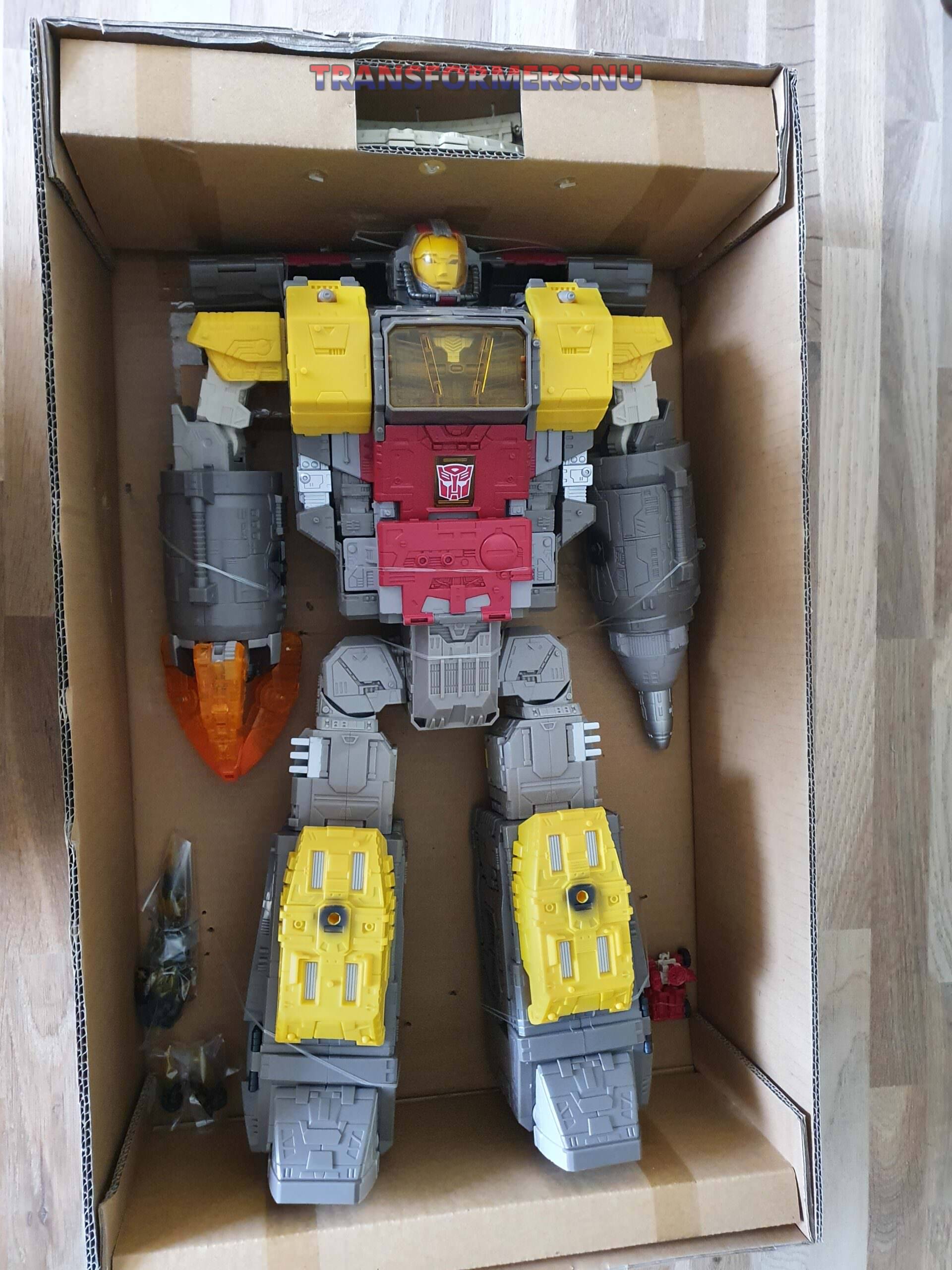 WFC Siege Omega Supreme – Transformers.nu