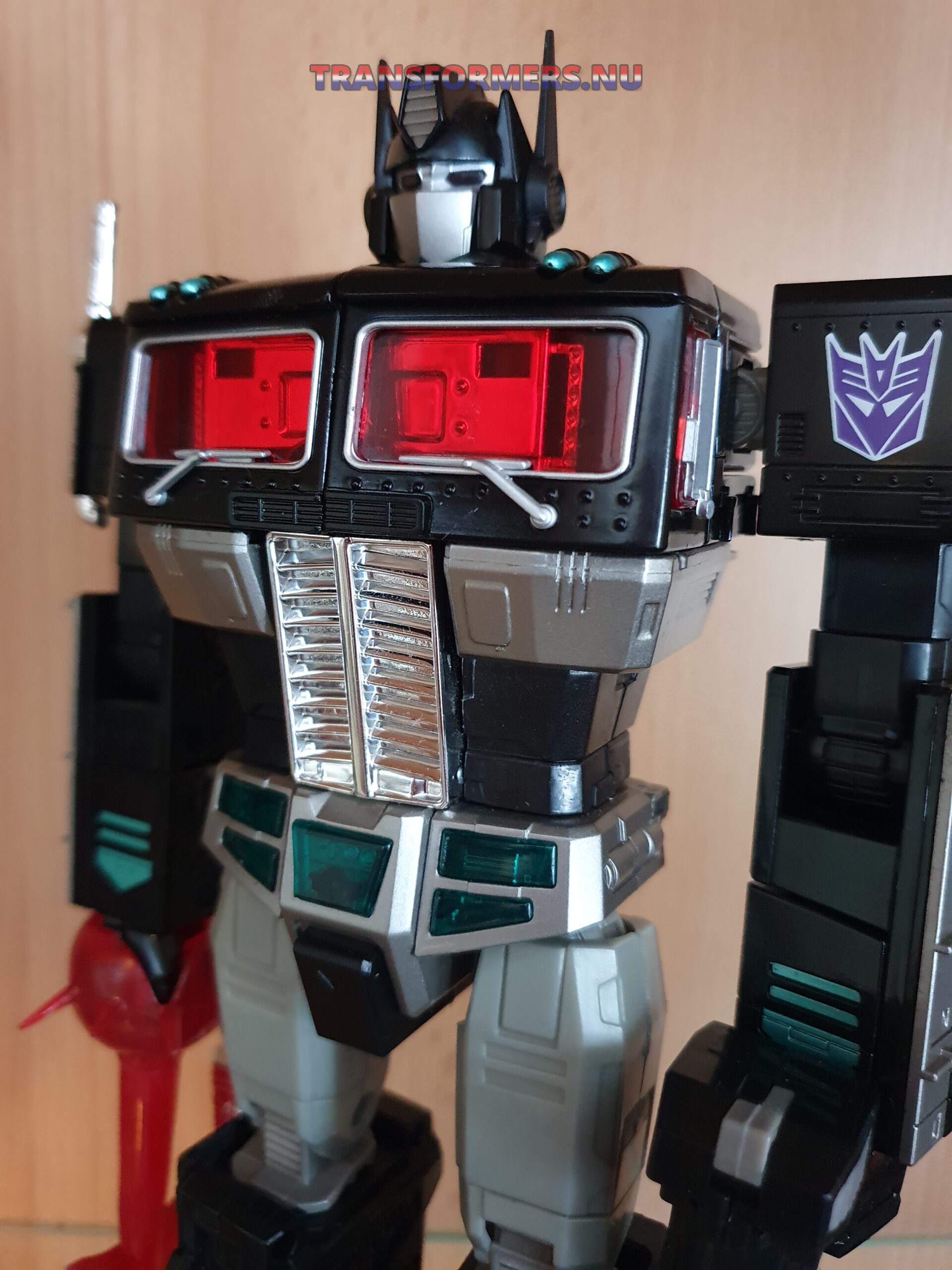 Transformers Masterpiece MP-49 Black Convoy (Nemesis Prime ...
