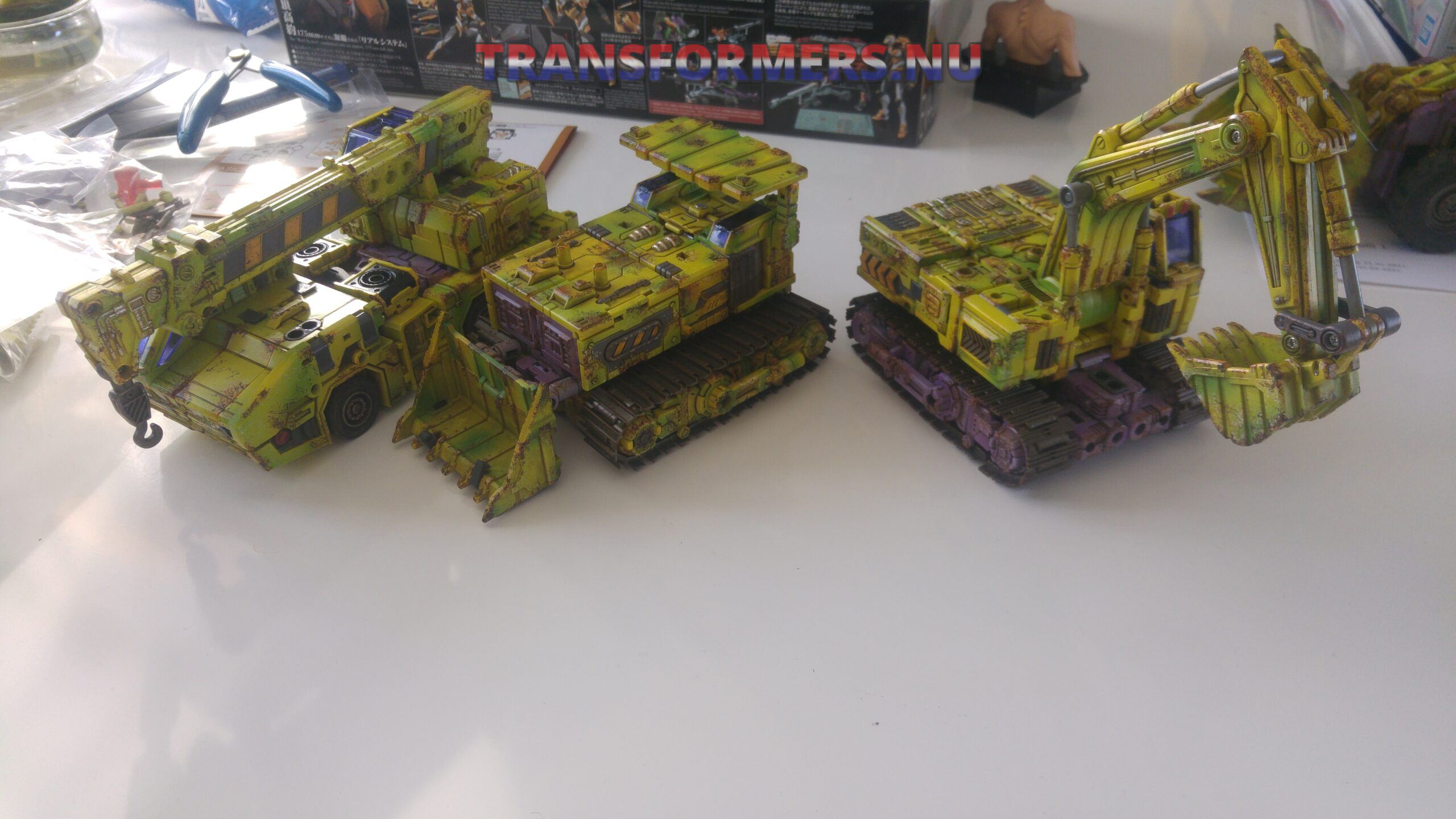 Masterpiece scale combiners – Transformers.nu