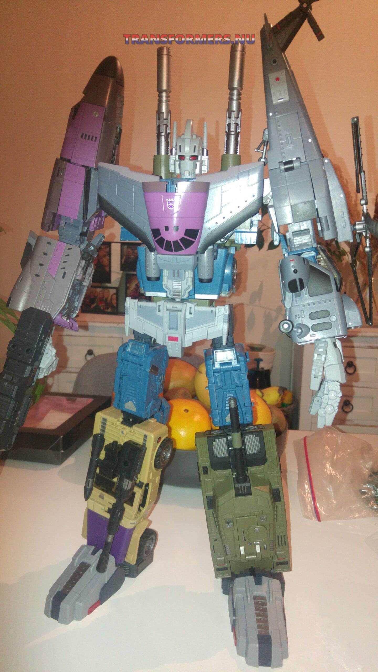 Masterpiece scale combiners – Transformers.nu