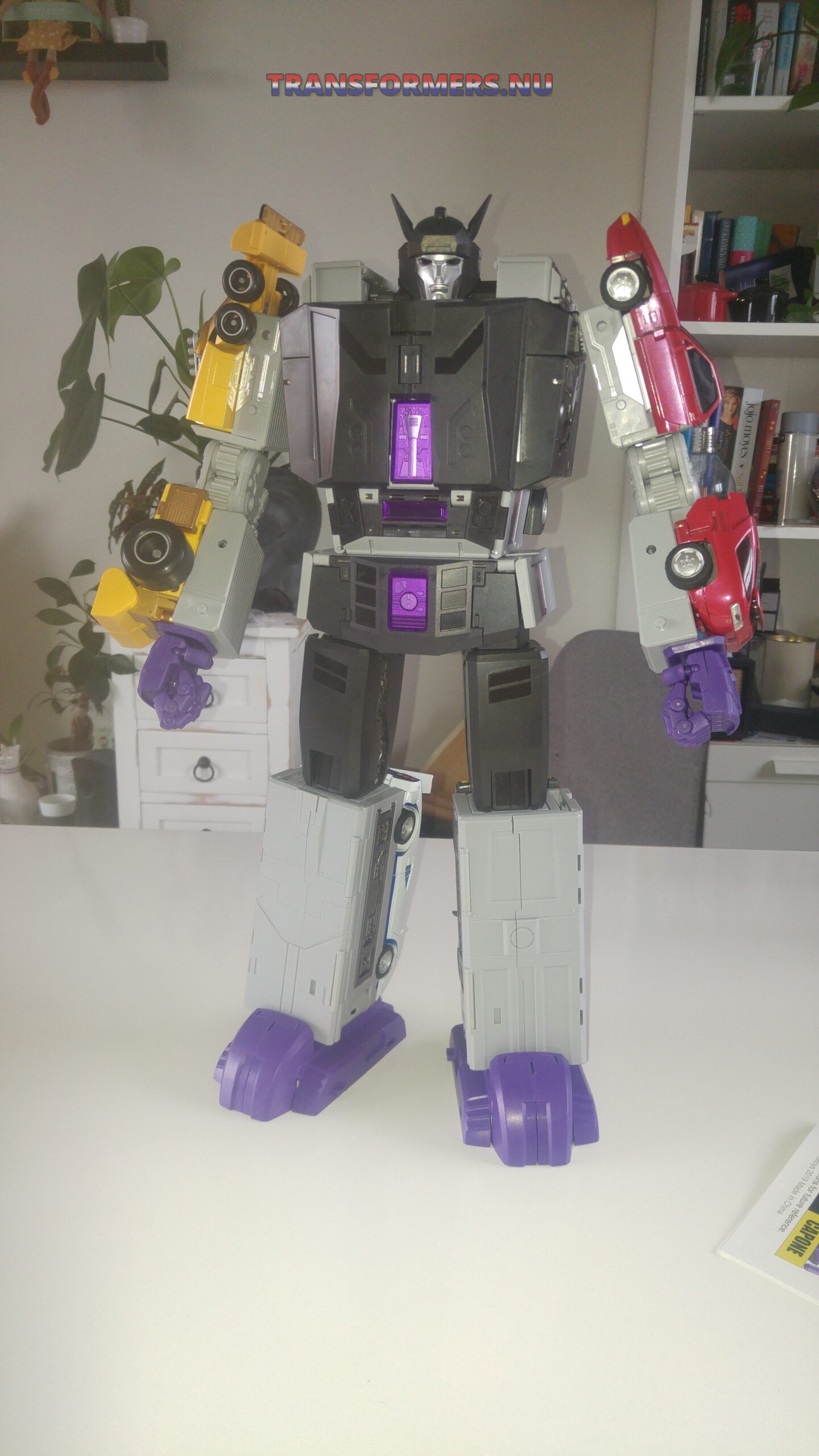 Masterpiece scale combiners – Transformers.nu