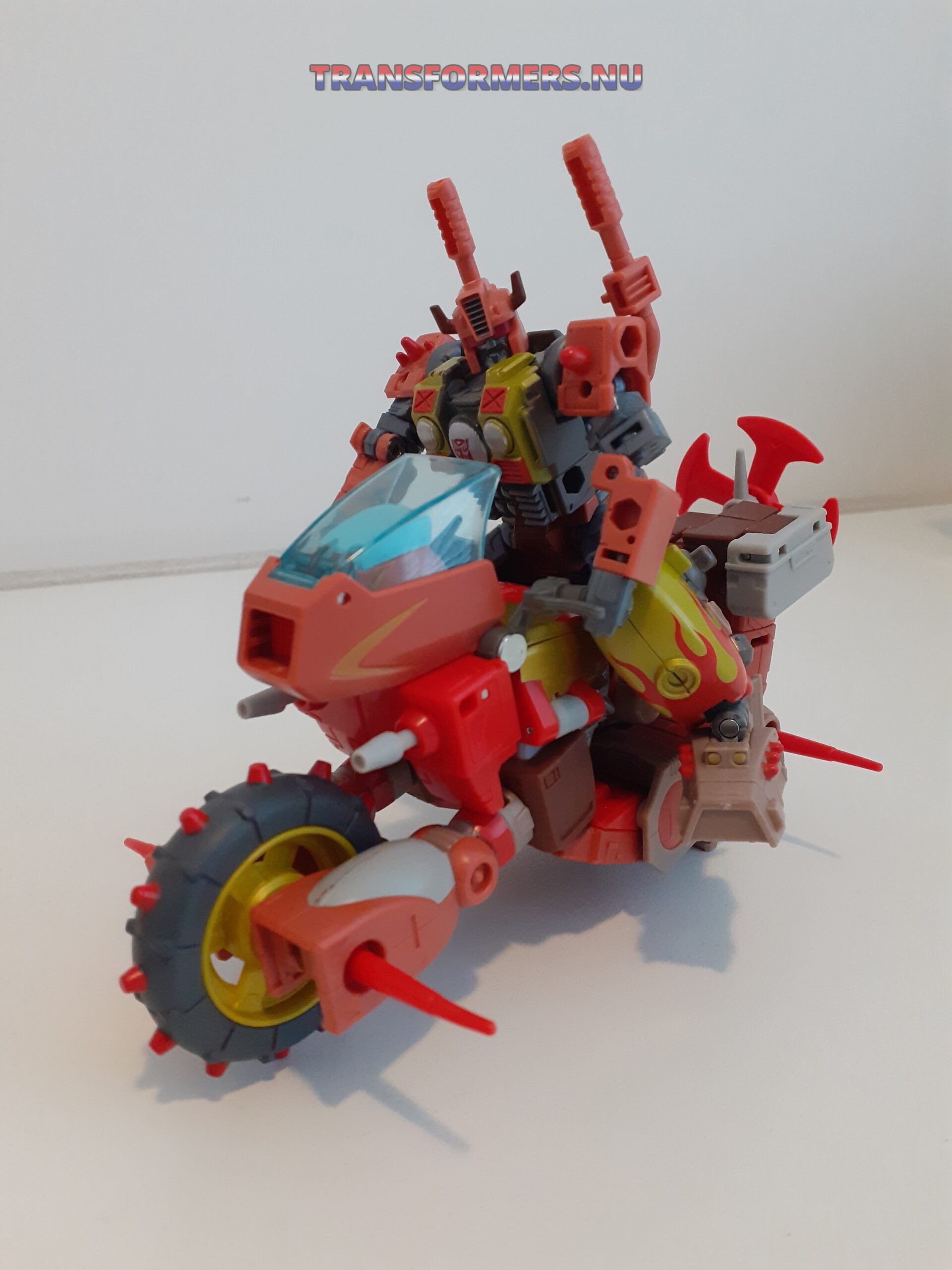 Legacy Evolution Deluxe Crashbar – Transformers.nu